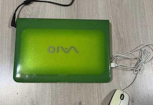 Ноутбук Sony Vaio Стильный Зеленого цвета