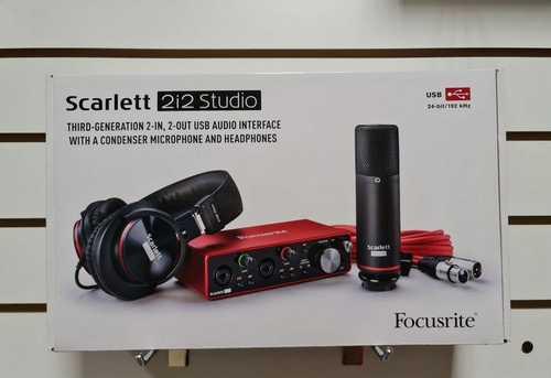 Focusrite Scarlett 2i2 Studio 3rd Gen комплект