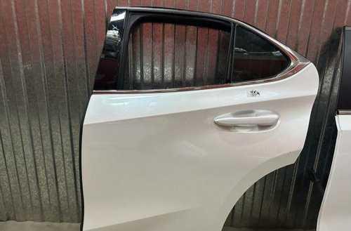 Дверь задняя левая Lexus UX 250H