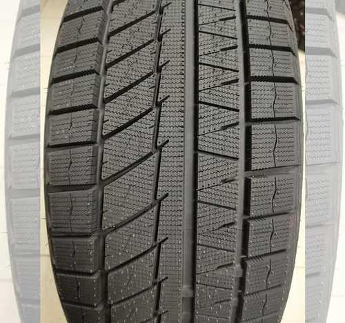 Sailun Ice Blazer Arctic EVO 275/40 R19 105V