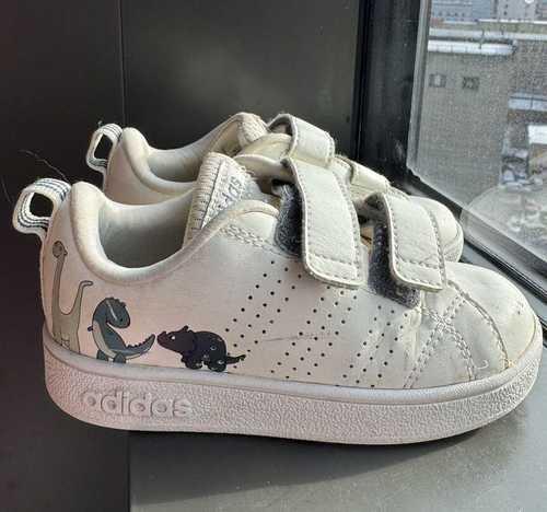 Кроссовки детские Adidas 24