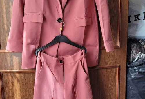 Новый женский костюм, р-р S, брюки 44-48,пиджак 46