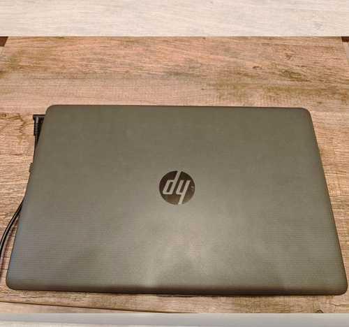 Ноутбук HP 255 g7