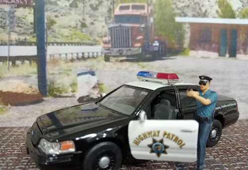 Ford Crown Victoria Highway Patrol Kinsmart 1:42