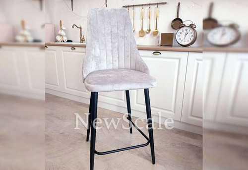 Барный серебристый стул-кресло для кухни со спинко