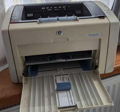 Принтер HP LaserJet 1022