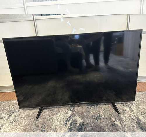 Телевизор Samsung 43 SMART TV