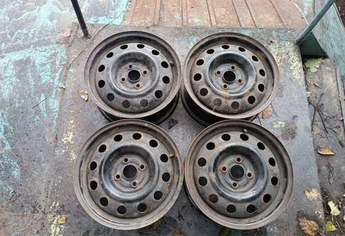 Комплект железных дисков R15 4x100 Кия, Хундай