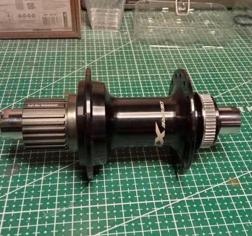 Втулка Shimano xt m8110-b, 148*12, 32 отв