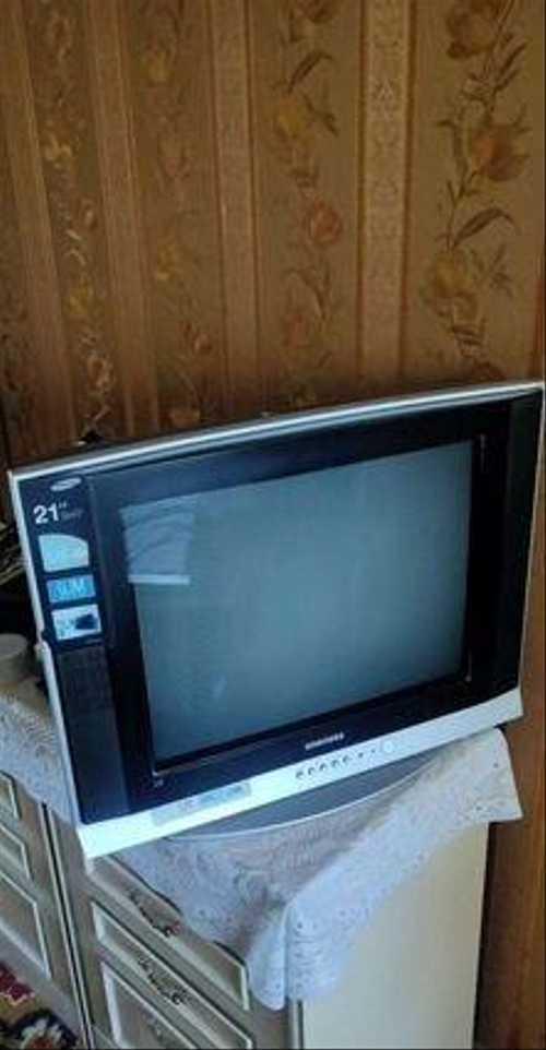 Телевизор samsung slimfit 21 дюйм