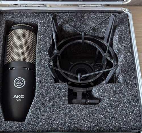 Микрофон AKG 220