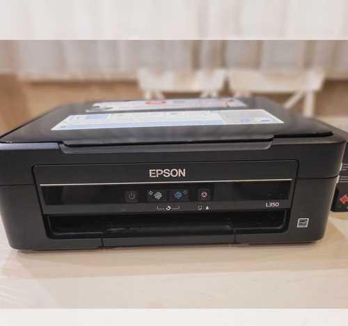 Струйный цветной принтер epson L350.На детали