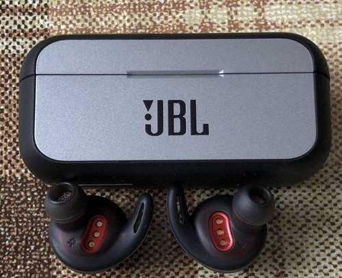 Беспроводные наушники jbl reflect flow