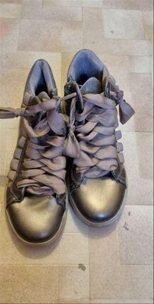 Обувь для девочки 33-34р