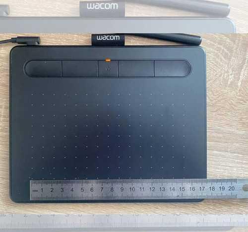 Графический планшет wacom intuos s