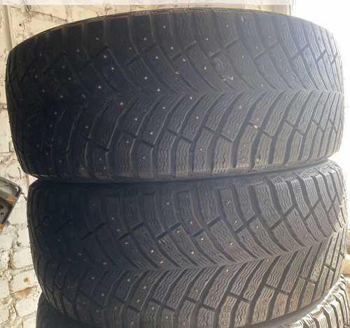 Michelin X-Ice North 4 245/45 R19