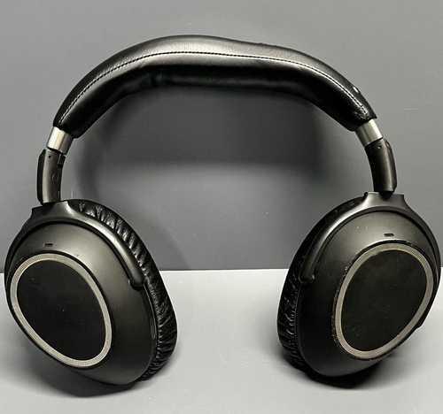 Беспроводные наушники Sennheiser PXC 550