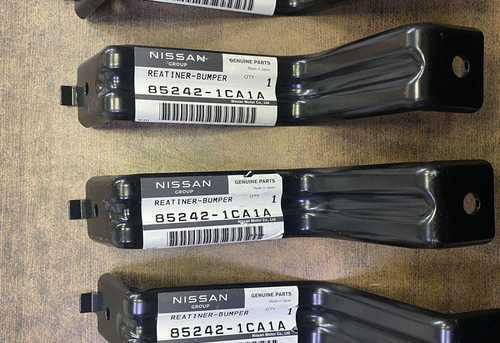 Кронштейн заднего бампера Infiniti QX70 852421CA1A