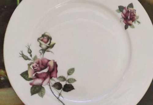 Тарелка из сервиза «Роза», Bohemia