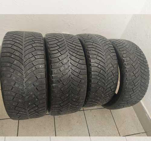 Michelin X-Ice North 4 SUV 245/40 R19