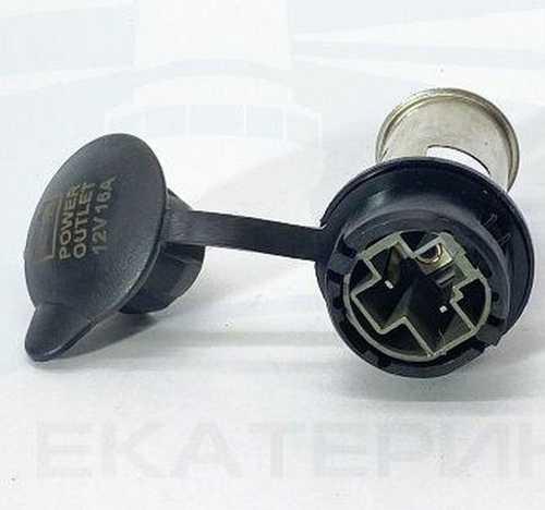 Розетка для подключения питания 12v (гнездо) foton 1108 1129 1128 1163 (H4378070002A0)