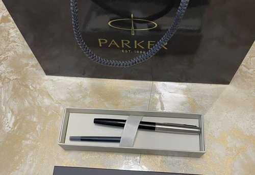 Ручка перьевая Parker
