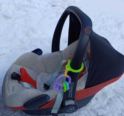 Автолюлька maxi cosi с базой isofix