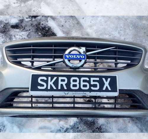 Бампер передний Volvo S60 D4162T 2015