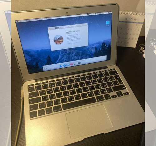 Apple macbook air 2011 в хорошем состоянии