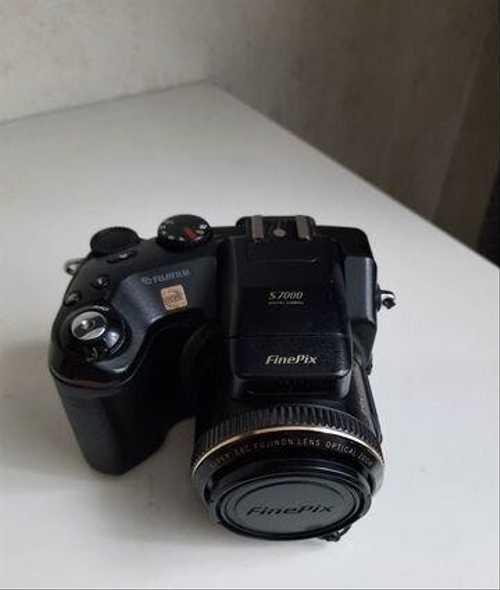 Цифровой фотоаппарат finePix S7000