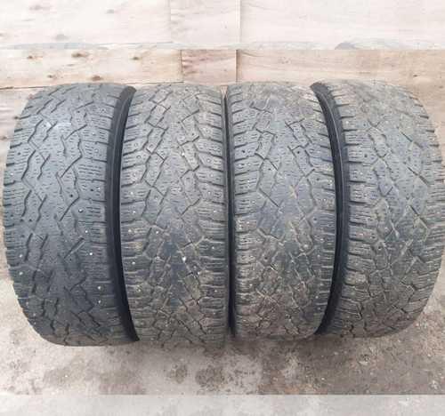 Kumho Winter Portran CW11 215/70 R15C