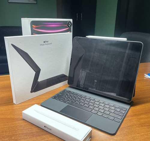 iPad Pro 12.9 2022 m2 256gb wi-fi cellular