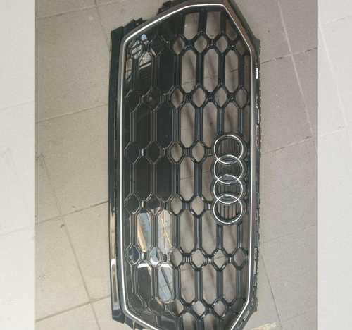 Решетка радиатора Audi Q5 80A853651ahrn4