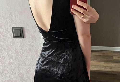 Платье черное мини с открытой спиной