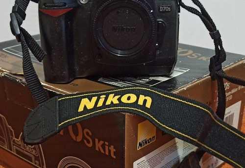 Продаю nikon d70s body (тушка ) б/у