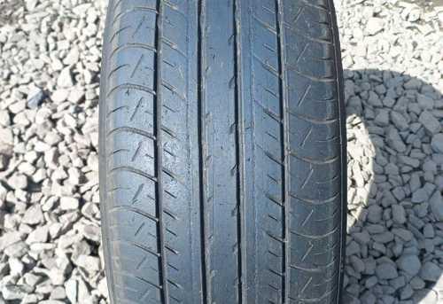 Yokohama dB Decibel E70 215/60 R16