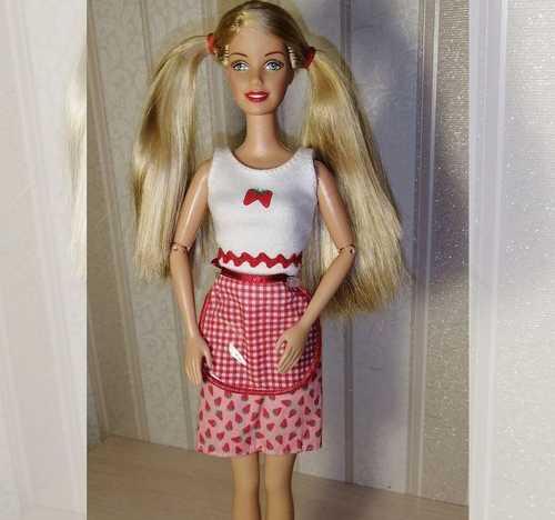 Кукла Барби из сета Fun Treats Barbie 2001 г