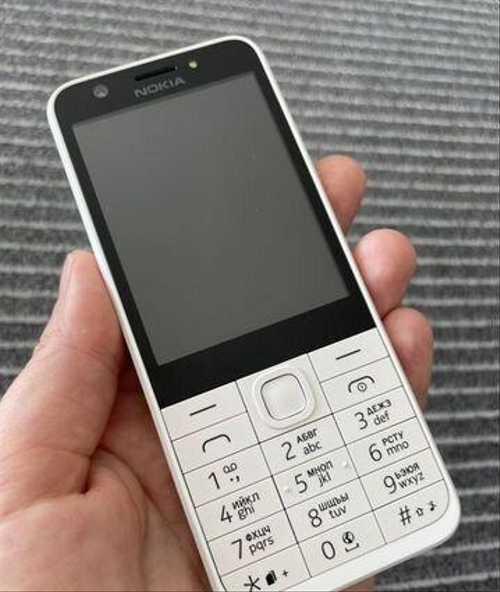 Новый Телефон Nokia 230 Dual SIM белый, серебро