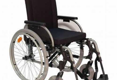 Инвалидная коляска с ручным приводом