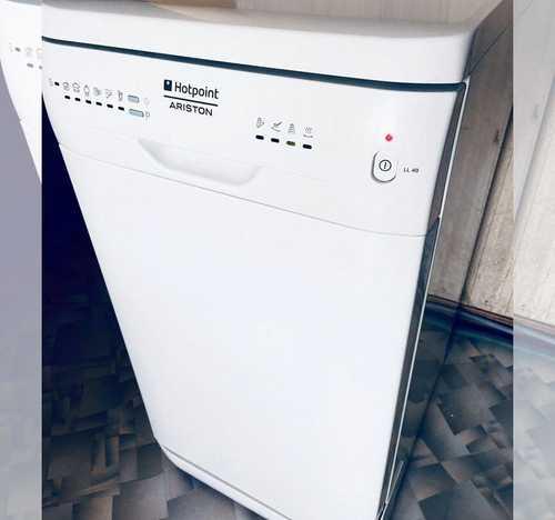 Посудомоечная машина Hotpoint-Ariston LL40