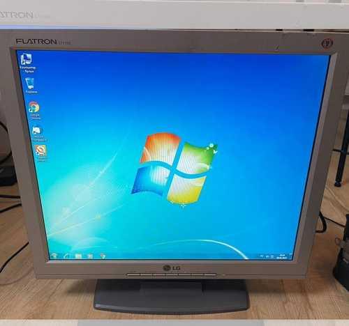 Монитор 17 дюймов LG flatron L1715S