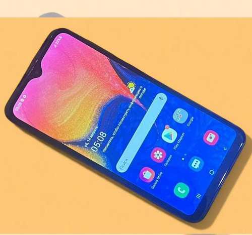 Samsung Galaxy A10, 2/32 ГБ