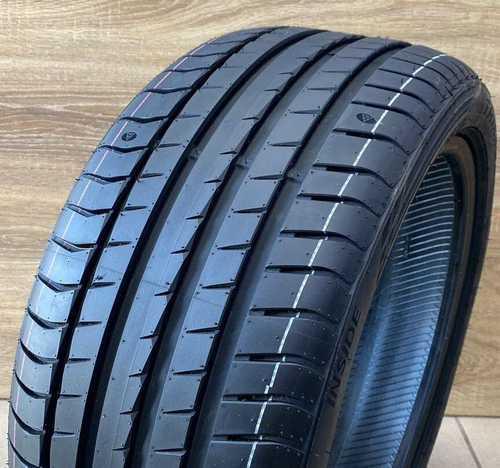 Triangle EffeXSport TH202 275/40 R19 105Y