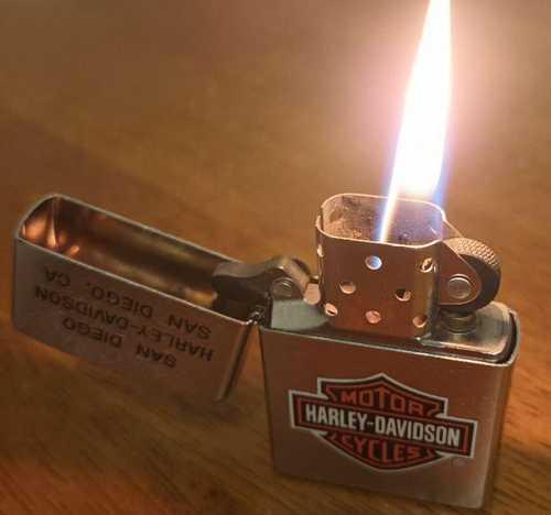 Зажигалка Harley-Davidson zippo