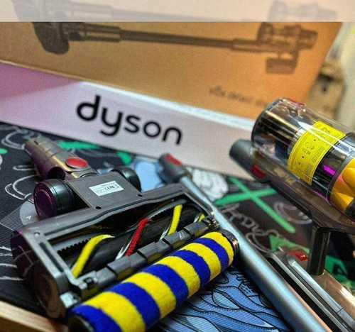 Пылесос аккумуляторный Dyson v15