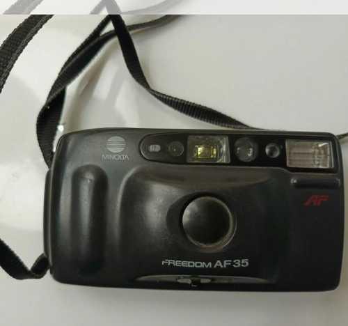 Пленочный фотоаппарат Minolta Freedom AF35