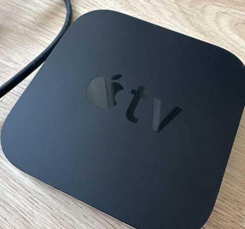 Тв приставка Apple tv 3