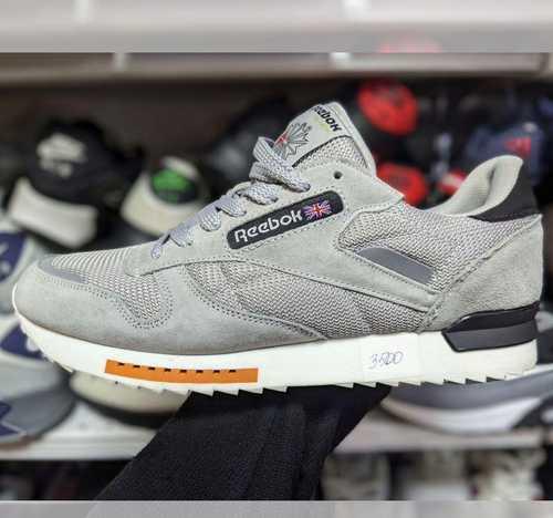 Серые мужские кроссовки reebok classic