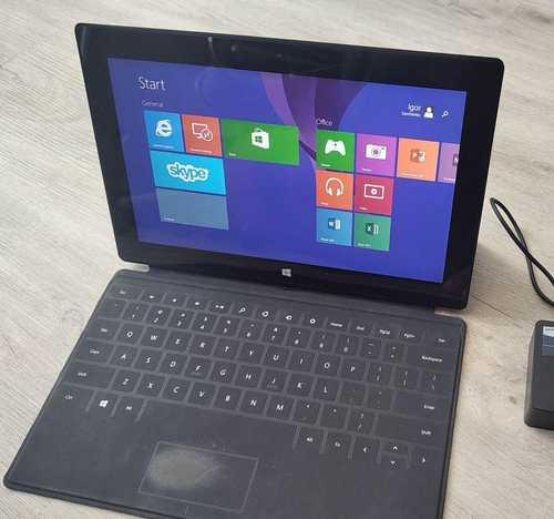 Планшет Microsoft Surface RT 64 Gb на Windows RT