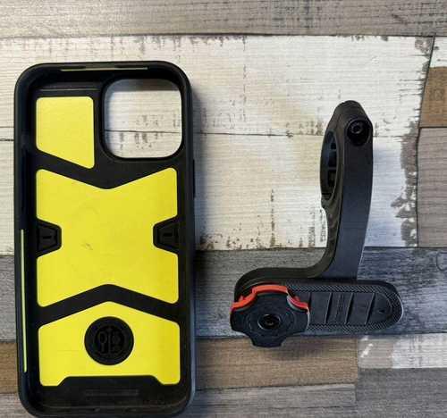 Крепление телефона на велосипед spigen